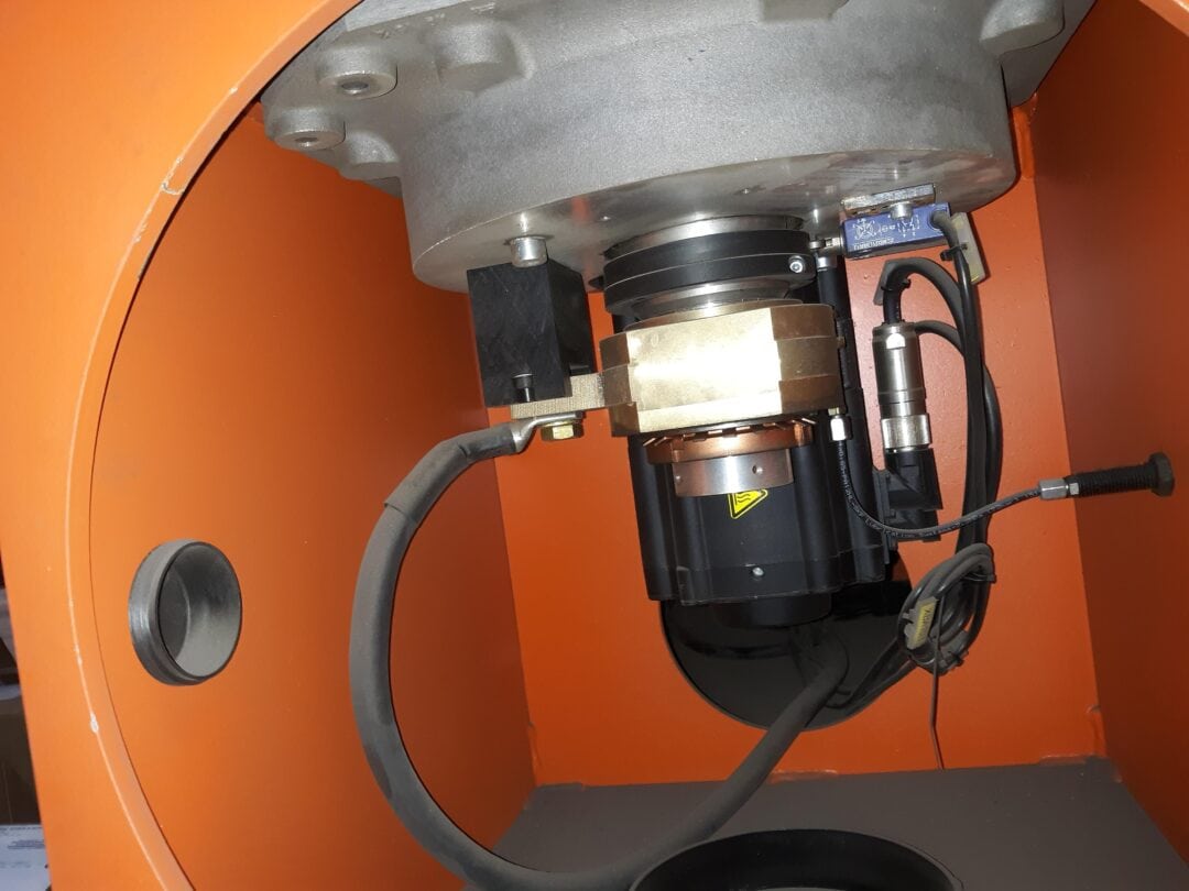 Cloos QR-CS-60-10kN Compact Welding System, 2016 - Multi Axis ...