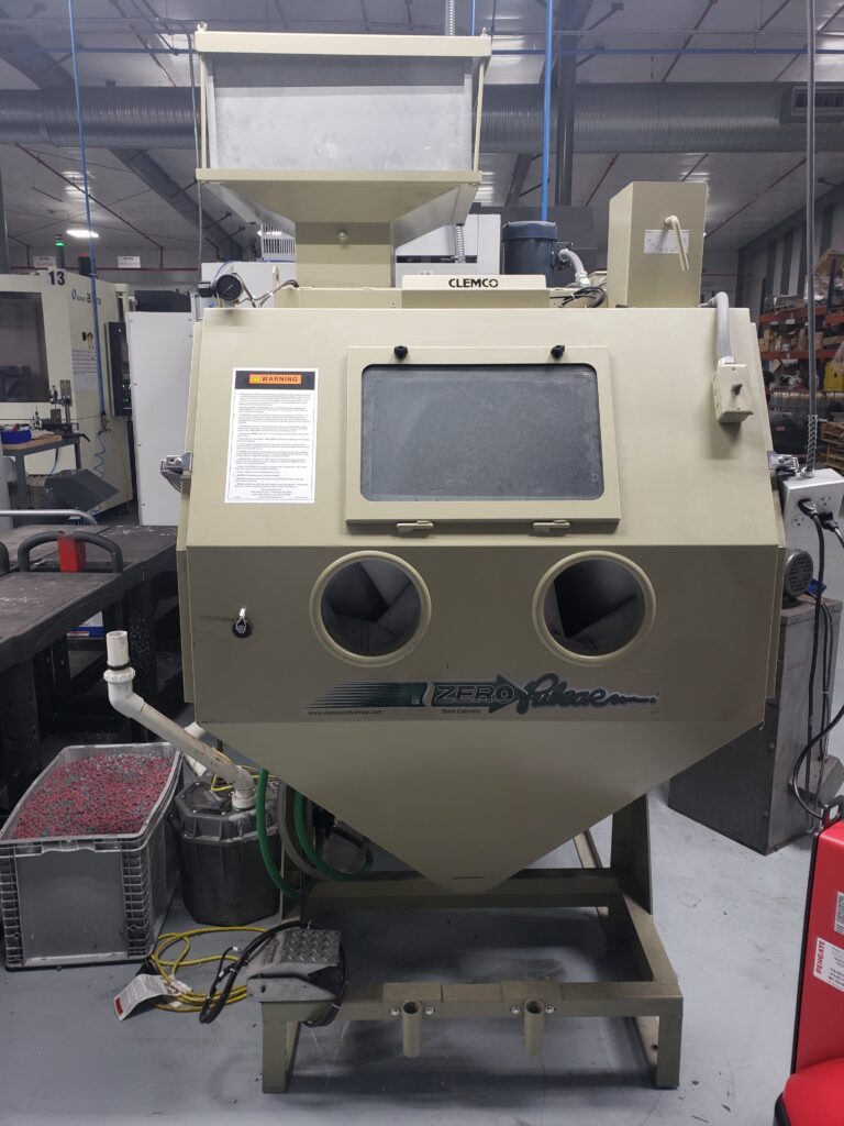 Clemco Pulsar 55-SE Manual Blast Cabinet, 2020 - Revelation Machinery