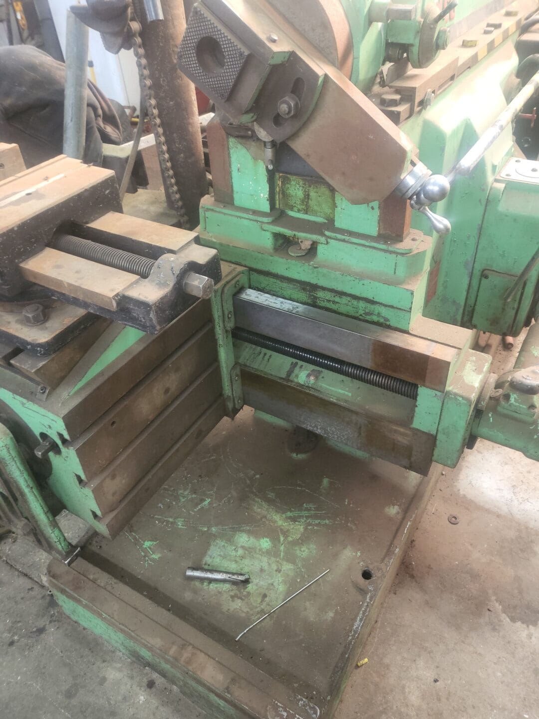 Gemco 24" Universal Type 1 Crank Shaper, 1963 - Revelation Machinery