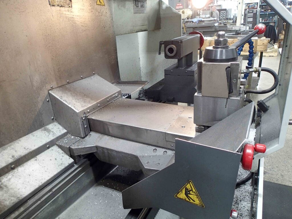 Haas TL-3B CNC Lathe, 2014 - (2) 25" Chucks, Rear Chuck, Coolant Thru ...
