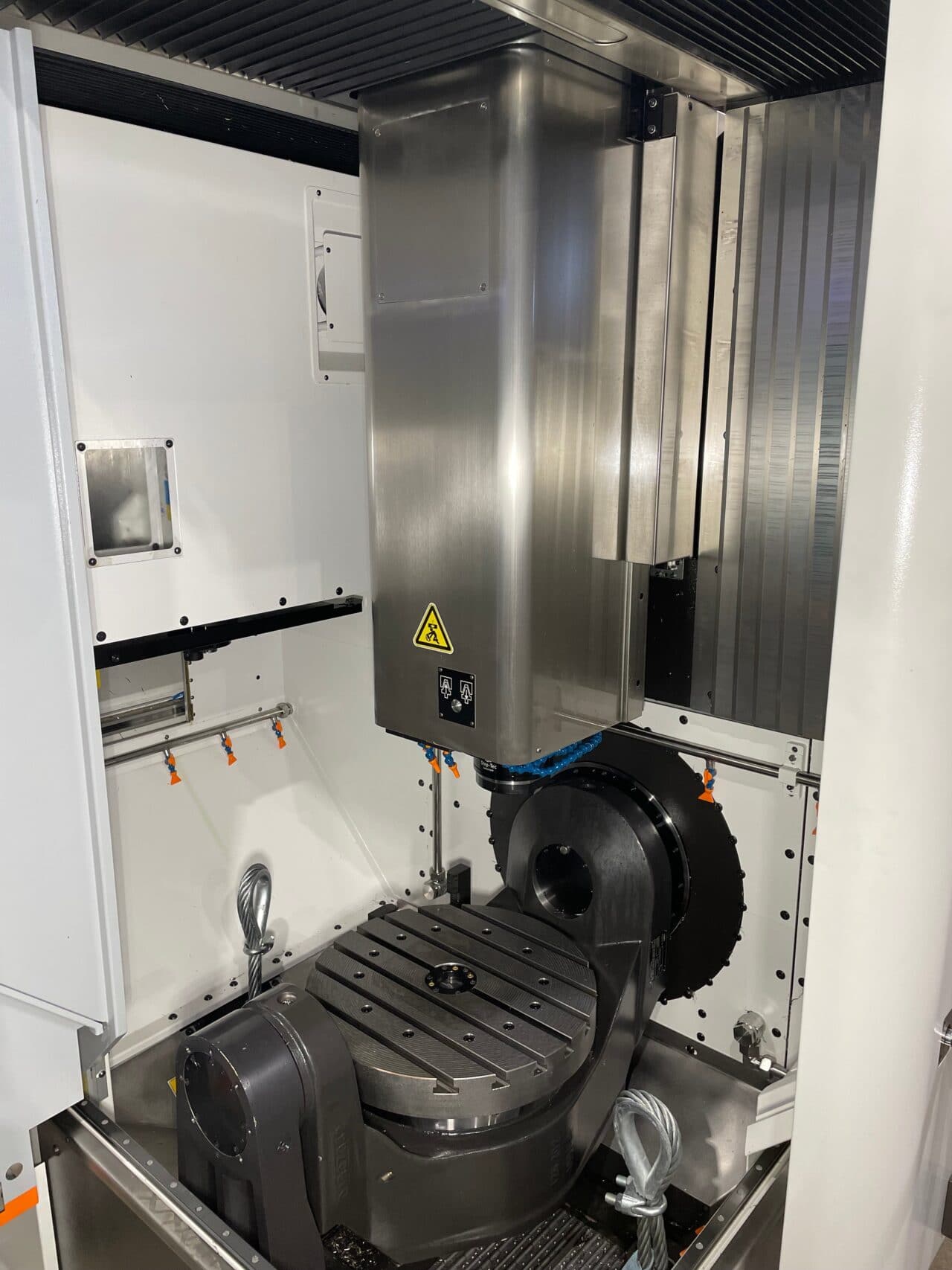 GF Mikron 500U VMC, 2020- 5-Axis, HSK, Low Hours, Excellent Condition ...