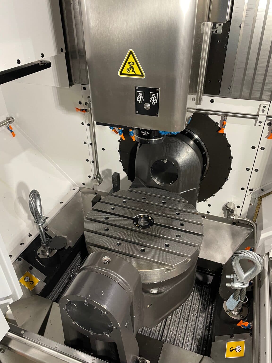 GF Mikron 500U VMC, 2020- 5-Axis, HSK, Low Hours, Excellent Condition ...