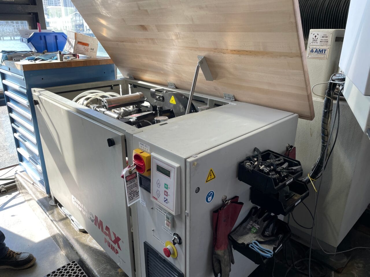Omax 60120 Waterjet, 2013 - A-Jet Multi-Axis Head, Low Hours, Chiller ...
