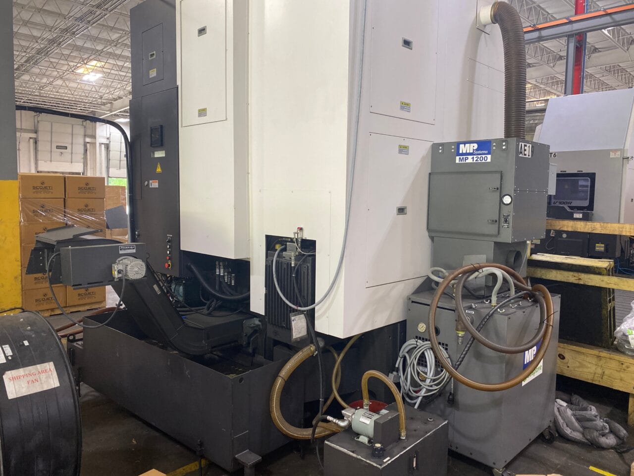 Okuma V100R VTL, 2014 - Chip Conveyor, Mist Collector - Revelation ...