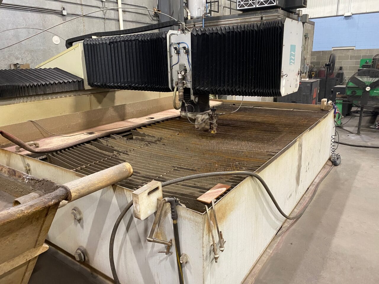 6' x 12' Flow I6012 Flying Bridge Waterjet, 2008 - 60,000 PSI ...