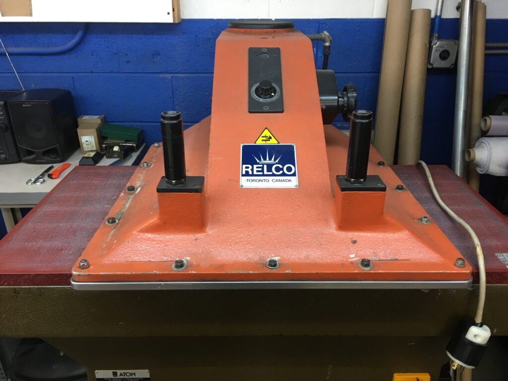 25 Ton Atom SE 25L Swing Arm Clicker Press Die Cutter, 2001 ...