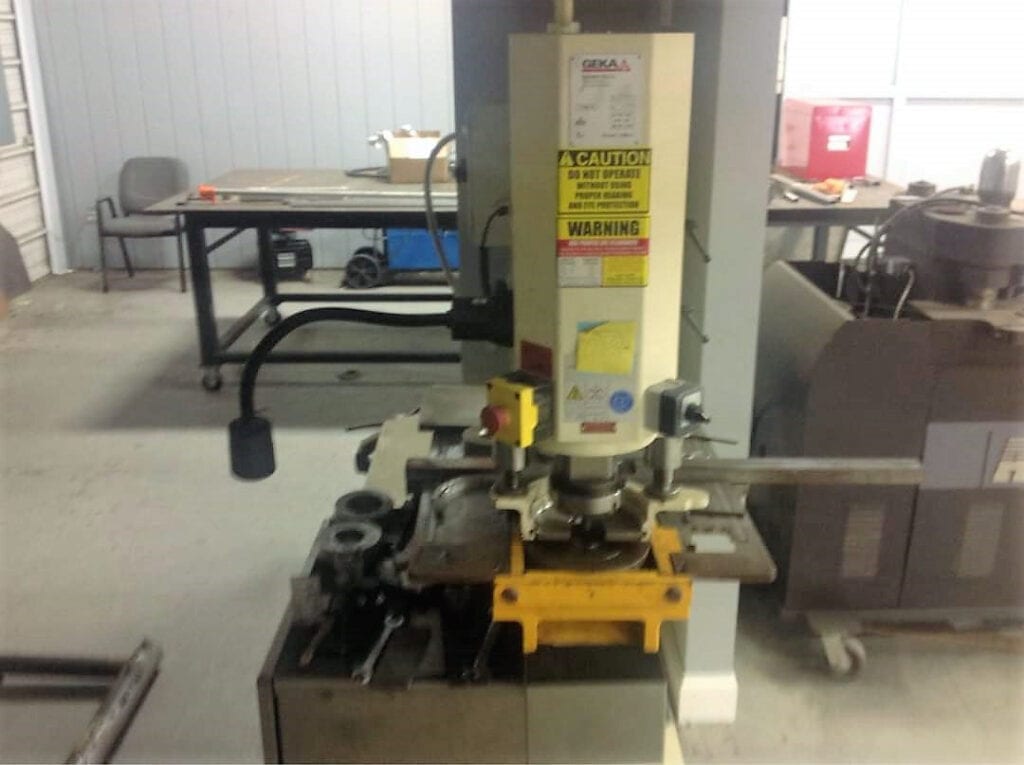 55 Ton Geka Puma 55/E-750 Punch Press,2016- Less than 50 hours, Tooling ...