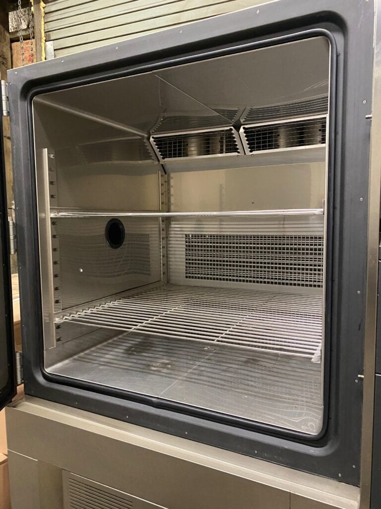 Espec EPL-4H Temp/Humidity Test Oven, 2015 - Revelation Machinery