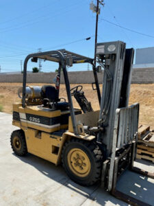 5,000 LB Capacity Daewoo G25S Forklift - Revelation Machinery