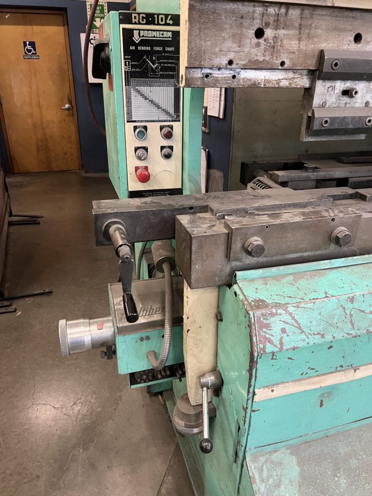 100 Ton x 13' Promecam (Amada) RG-104 Hydraulic Press Brake, 1977 ...