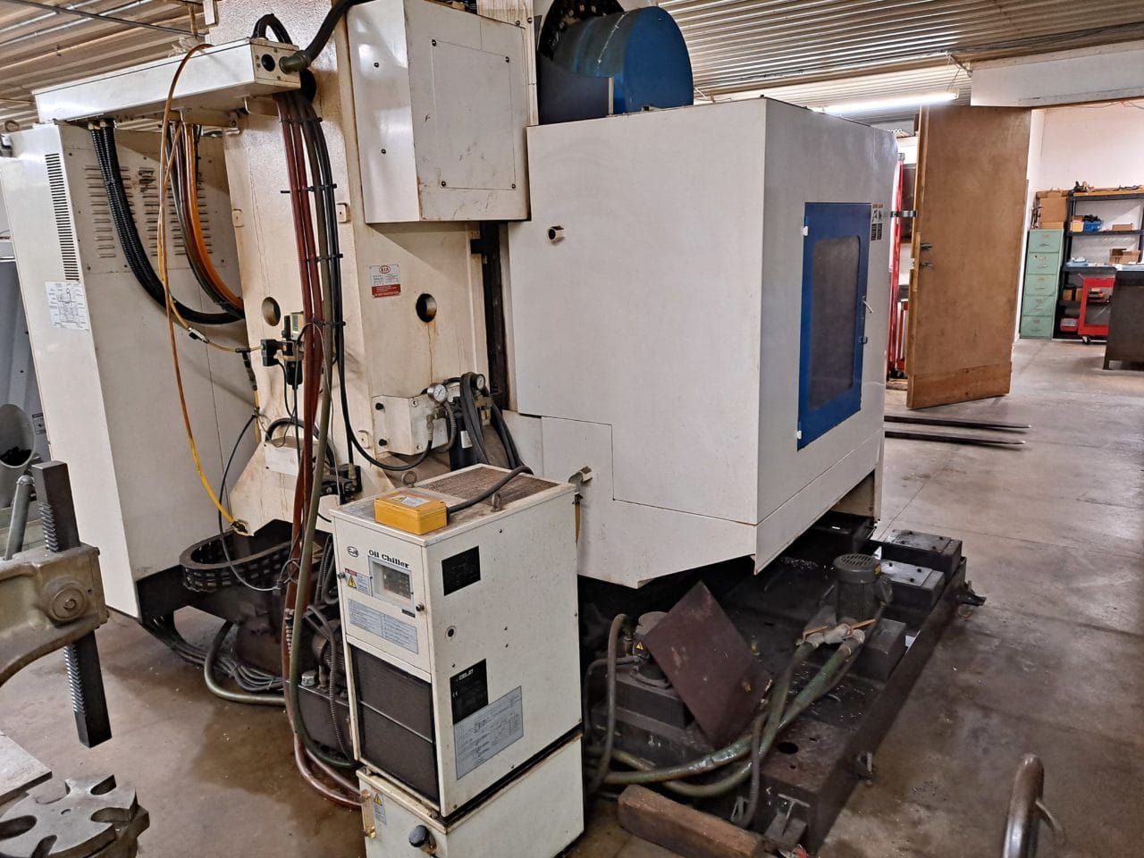 Hyundai Kia VX500 VMC, 2004- 10K RPM, Rigid Tap, Fanuc Control ...