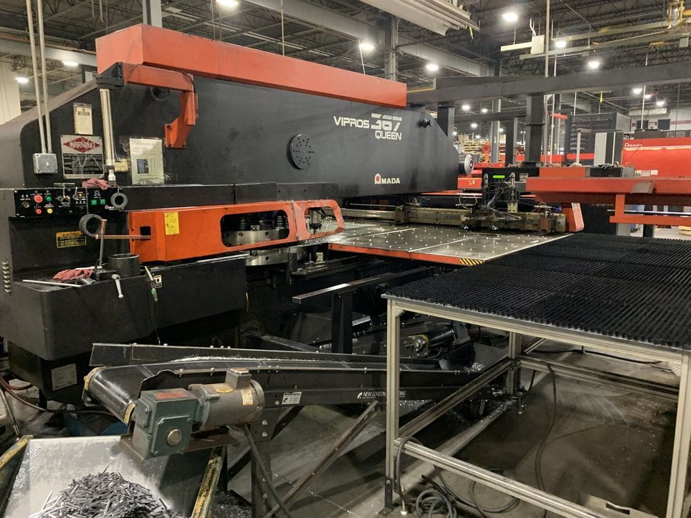 33 Ton Amada Queen 367 CNC Turret Punch, 2003- 5' x 12' Table ...