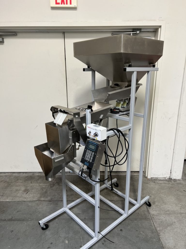 Logical Machines / Cleveland CE-S6 Cascading Vibratory Linear Weigh ...