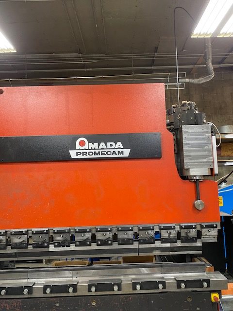 187 Ton x 13' Amada Promecam HFB 1704 CNC Press Brake, 1993 - 7-Axis, 5 ...