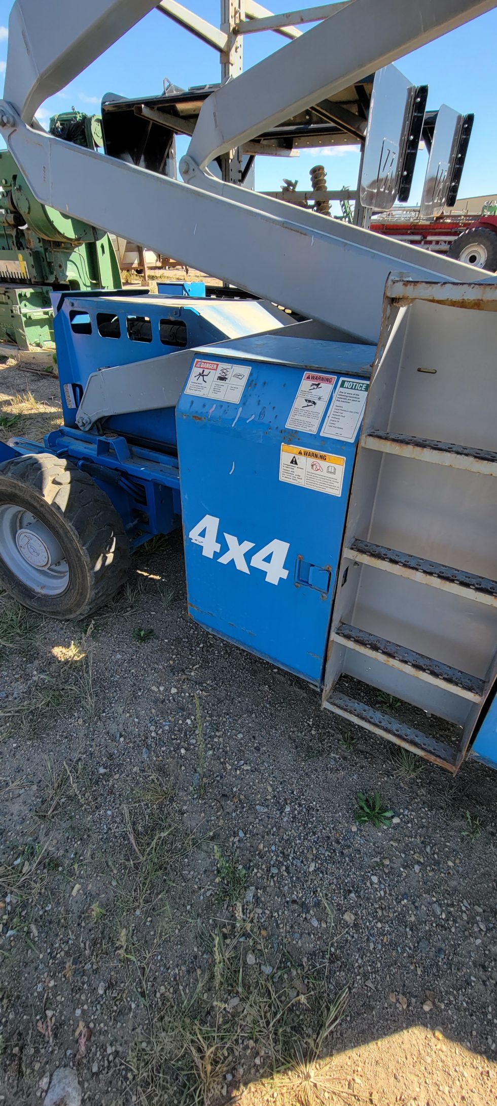 Genie GS-3384 RT Self Propelled Scissor Lift, 2005 - Revelation Machinery