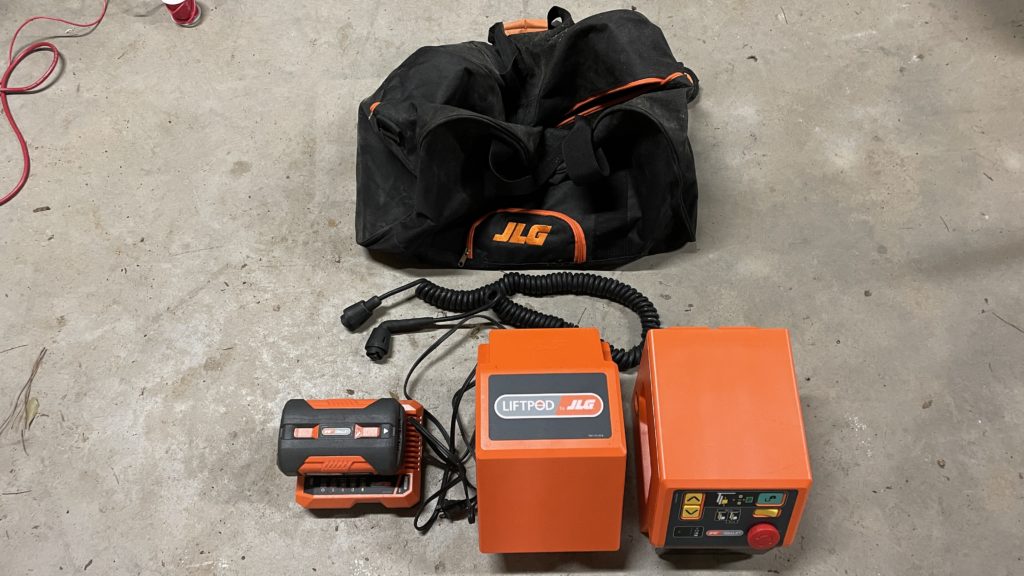 JLG FT140 LiftPod 330lb Personal Portable Lift, 2020 - Revelation Machinery