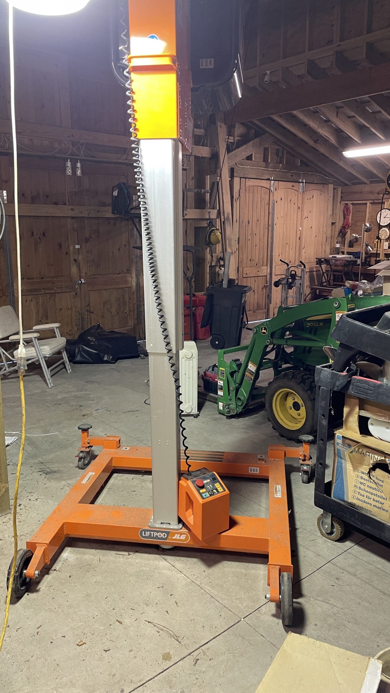 JLG FT140 LiftPod 330lb Personal Portable Lift, 2020 - Revelation Machinery