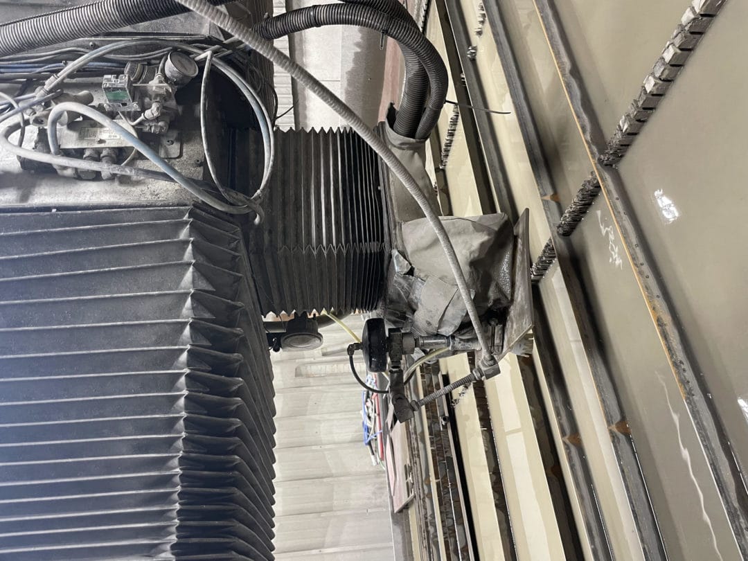 6' x12' Flow Integrated Flying Bridge Model 7136331 Waterjet Machine ...
