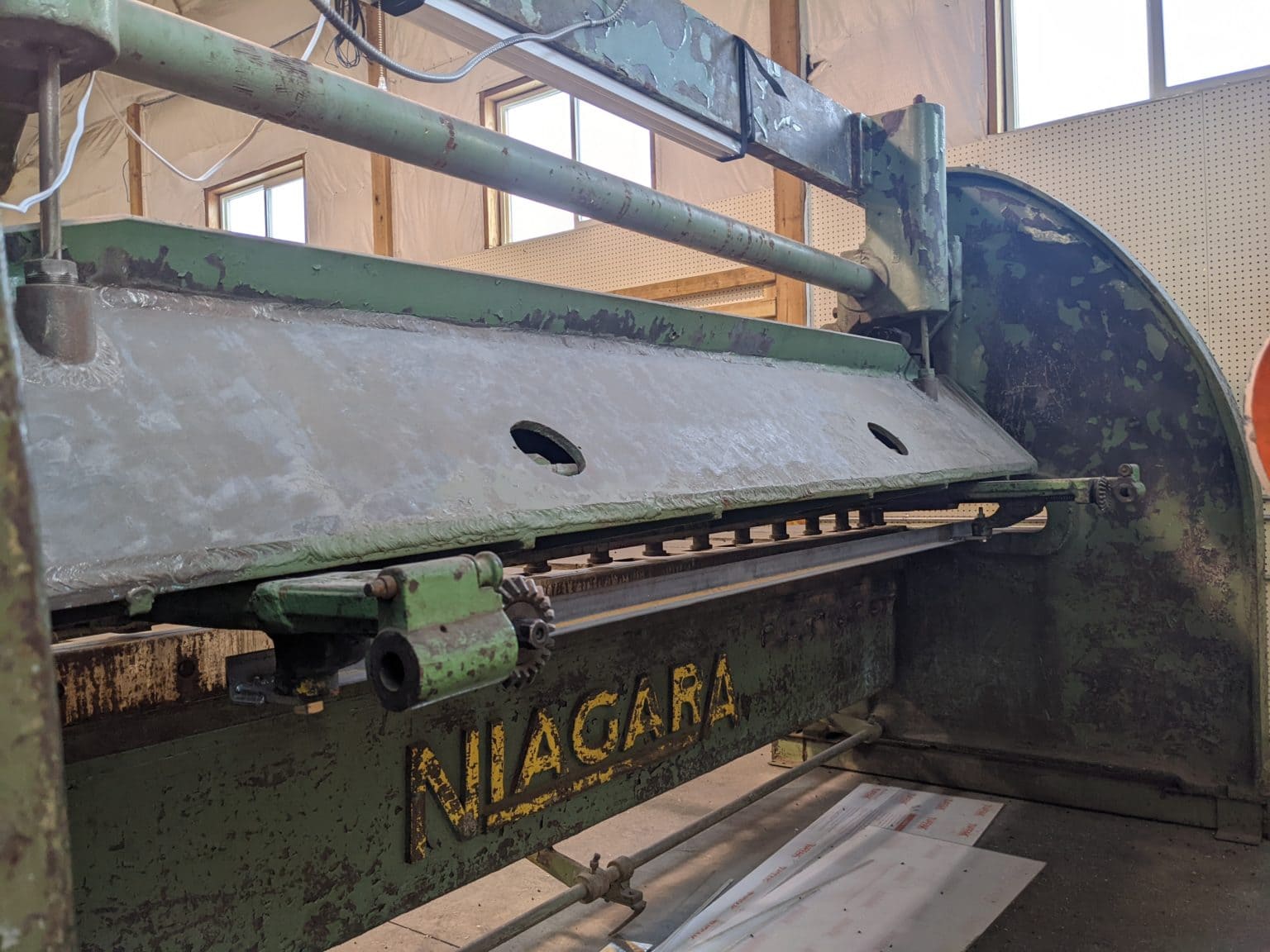 10 GA x 10' Niagara HL-10 Mechanical Shear - Revelation Machinery