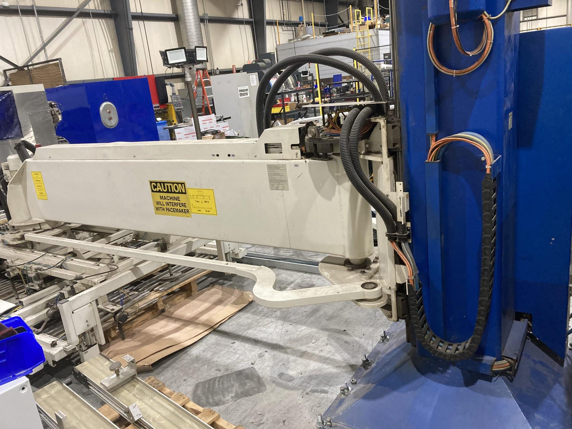 4000 Watt Trumpf Trumatic L 3030 CO2 Laser, 2002 - 5' x 10' Table ...
