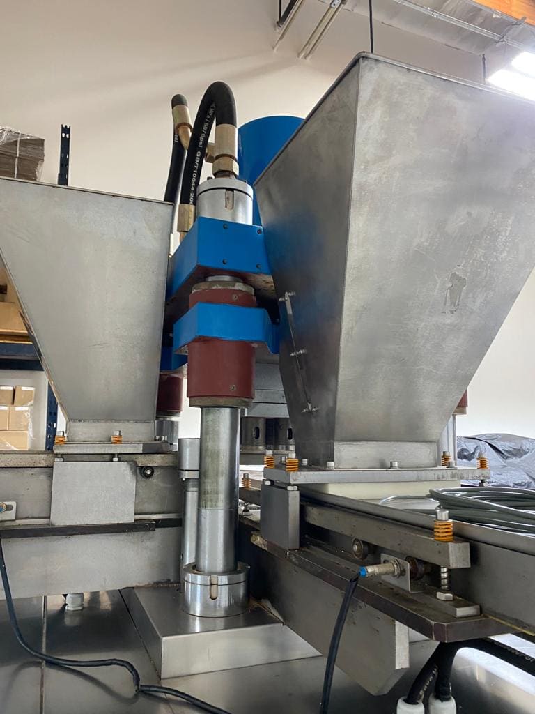Changzhou Jiuyajiu SYST-100 Hydraulic Powder Forming Machine, 2019 ...