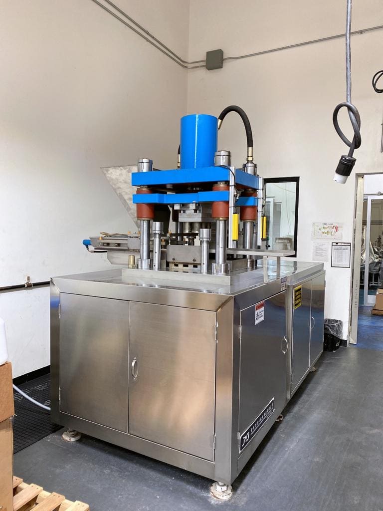 Changzhou Jiuyajiu SYST-100 Hydraulic Powder Forming Machine, 2019 ...