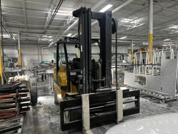 15,500 Yale GLC155VXNGJE112 Dual Propane Forklift, 2014 - Revelation ...