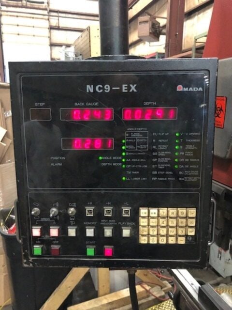 80 Ton x 8' Amada RG-80 CNC Press Brake, 1984 - NC9-EX Control, Tooling Included - Revelation ...