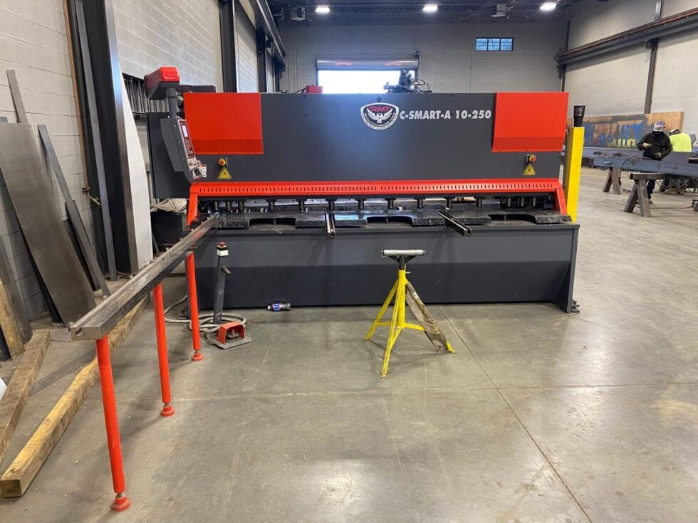 5 Things To Consider When Choosing Industrial Shear Machines | RM Blog