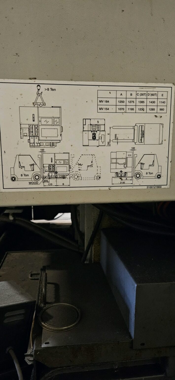 Quaser MV184C CNC VMC, 2011 - ATC, Chip Auger, Coolant Tank & Pump ...