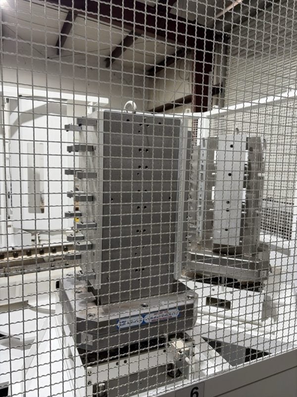 Okuma MB-5000HII HMC, 2020 - 6 Pallet Changer System, Chip Conveyor ...