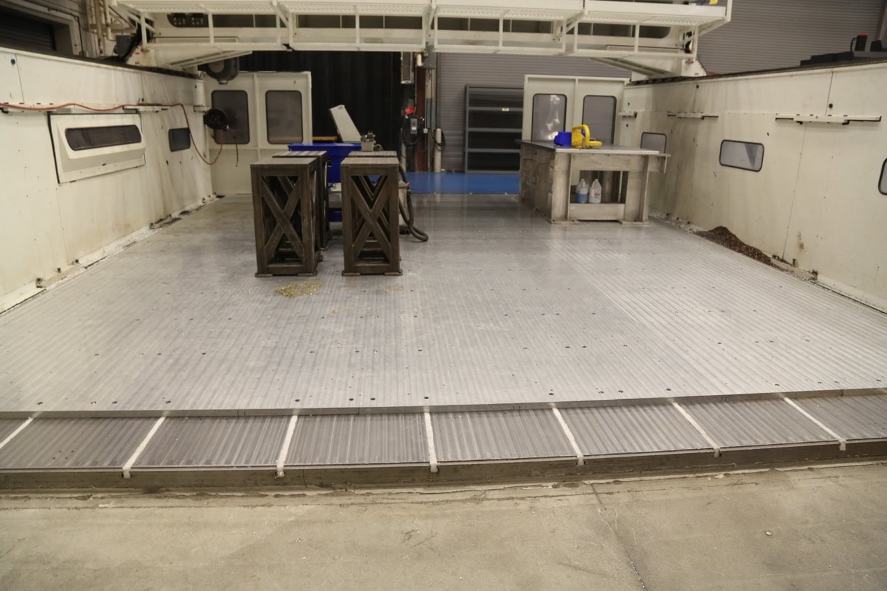 CR Onsrud F325HR33 5-Axis Bridge Mill, 2014 - Revelation Machinery