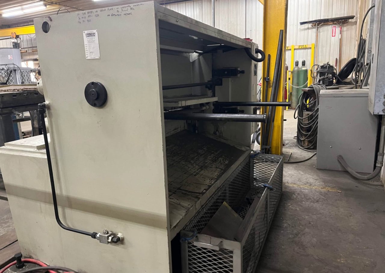 1/4" X 4' Baileigh Sh-5203-HD Shear, 2015 - Available Immediately ...