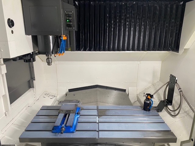 Okuma Genos M560-V VMC, 2019 - Probe, Tool Setter, 15K RPM - Revelation ...