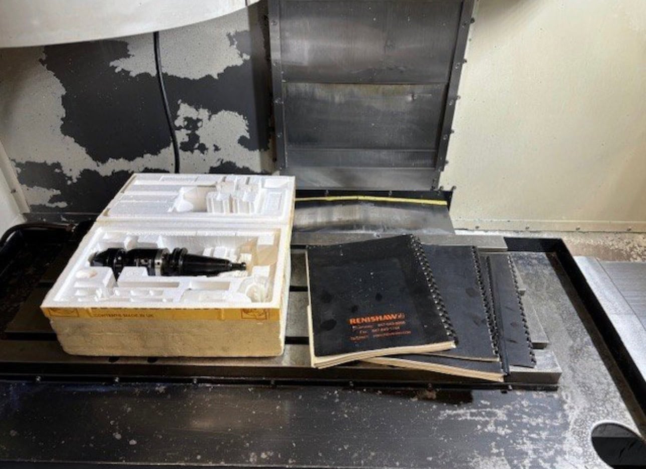 Haas VF-0E, 2000 - 4th Axis Ready, Chip Conveyor, Renishaw Probe ...
