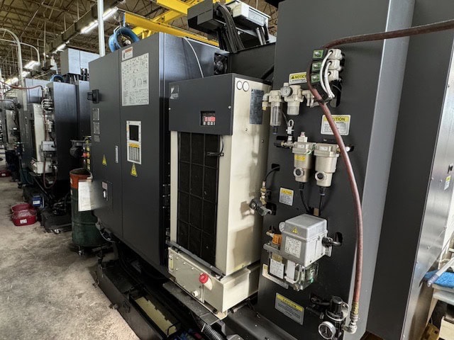 Okuma Genos M560-V VMC, 2019 - Probe, Tool Setter, 15K RPM - Revelation ...