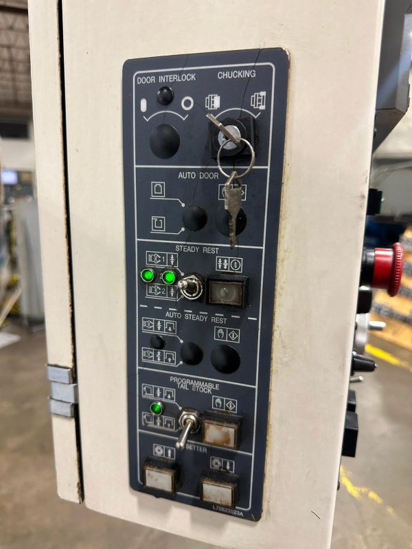Doosan Puma 300LC CNC Lathe, 2006 - Low Hours, 15" Chuck, Chip Conveyor ...
