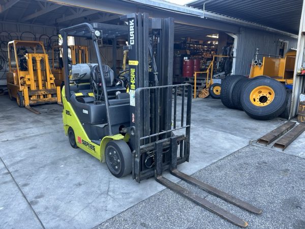 CLARK S25C Forklift, 2022 - 5,000 lb Capacity, LPG, Low Hours ...
