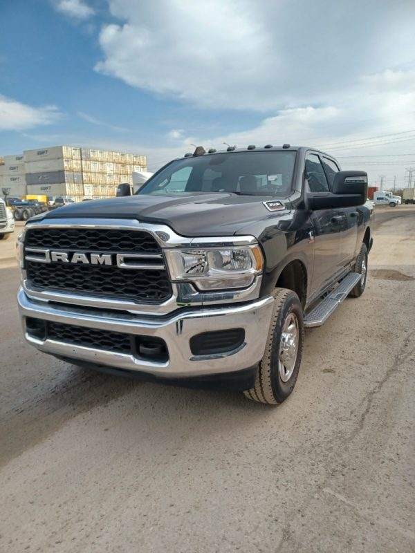 2023 Ram 3500 Crew Cab Configurationsnull