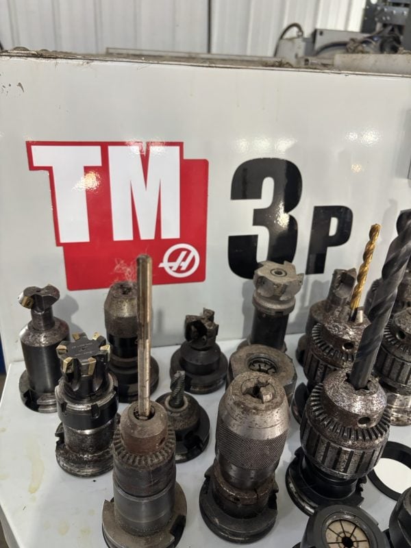 Haas TM-3P CNC Mill, 2017 - Low Hours, Chip Auger, Coolant System, IPS ...