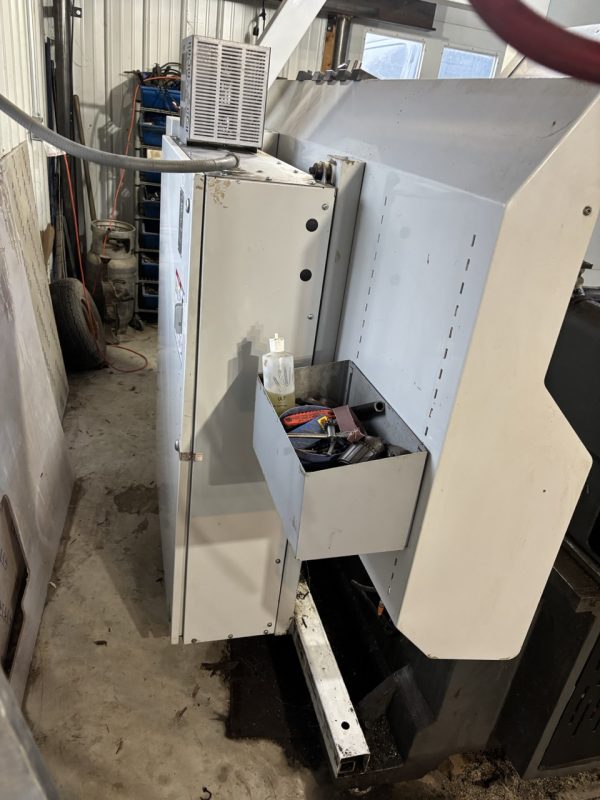 Haas TM-3P CNC Mill, 2017 - Low Hours, Chip Auger, Coolant System, IPS ...