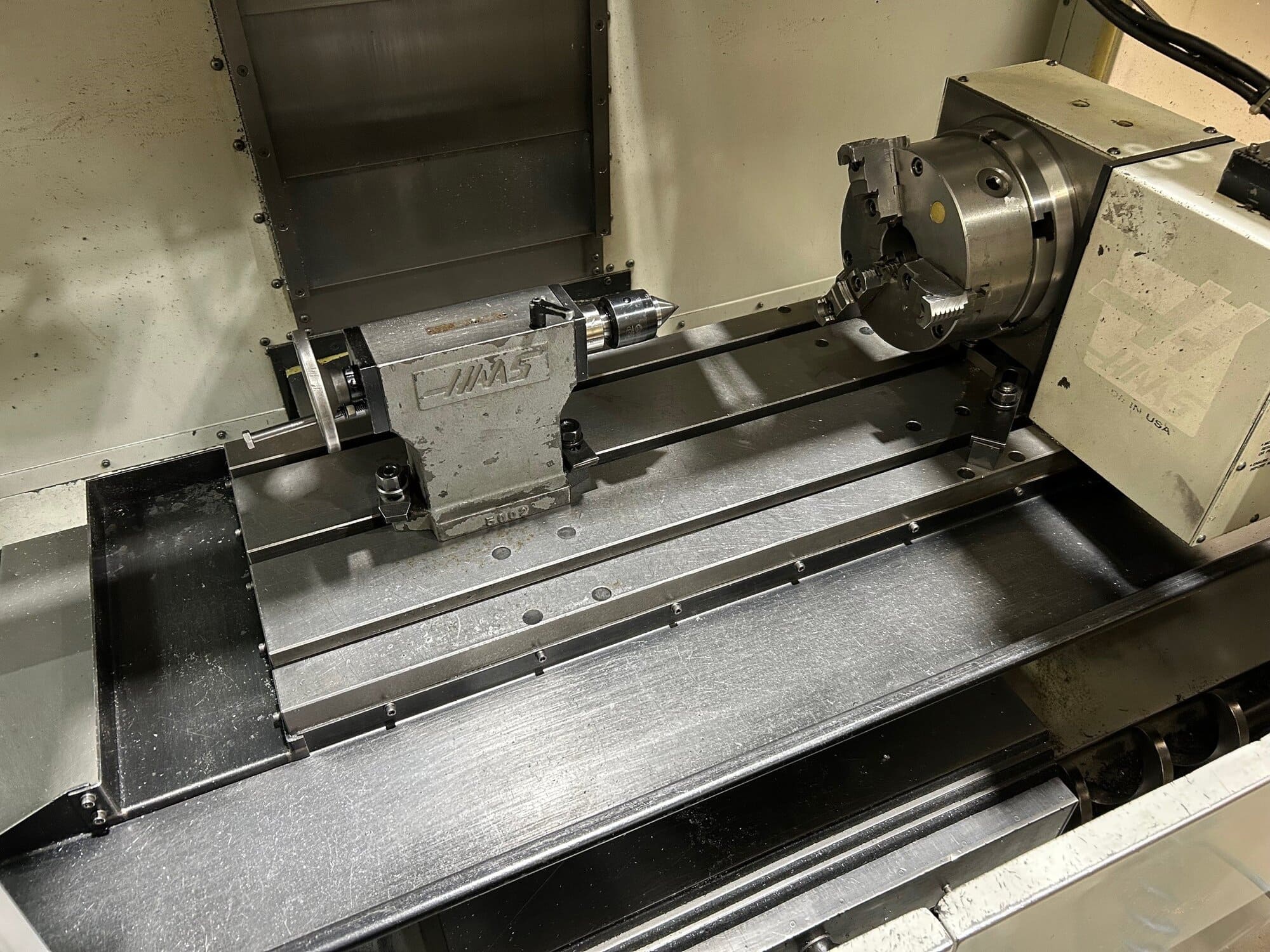 Haas VF-2B VMC, 2005 - 4th Axis Wiring, HRT210 Rotary, Through Spindle ...